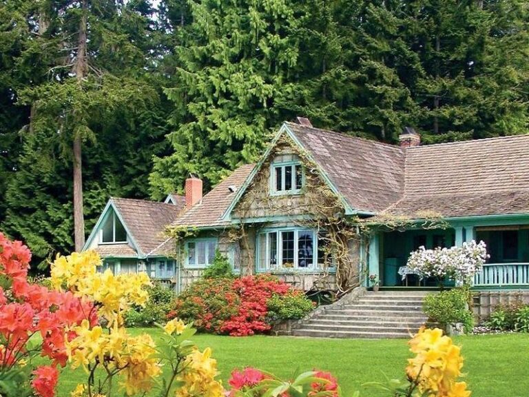 Qualicum Beach - Tourism Vancouver Island